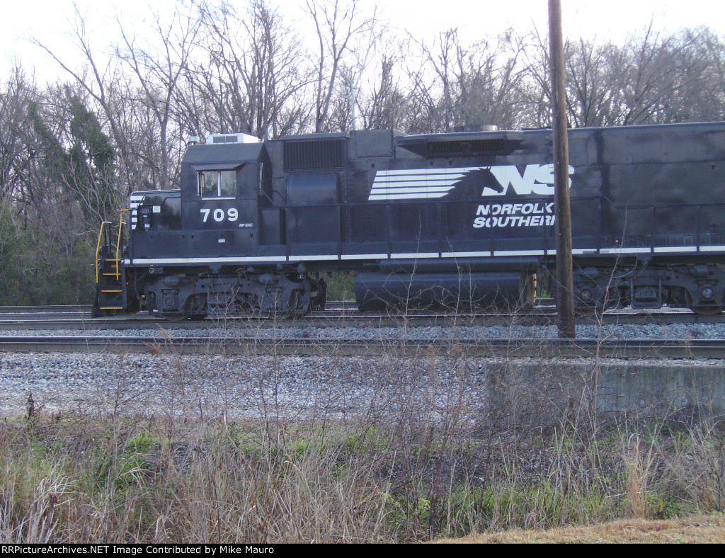 NS 709